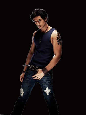Bollywood’s male debutants of this year - News in Images - Emirates24|7