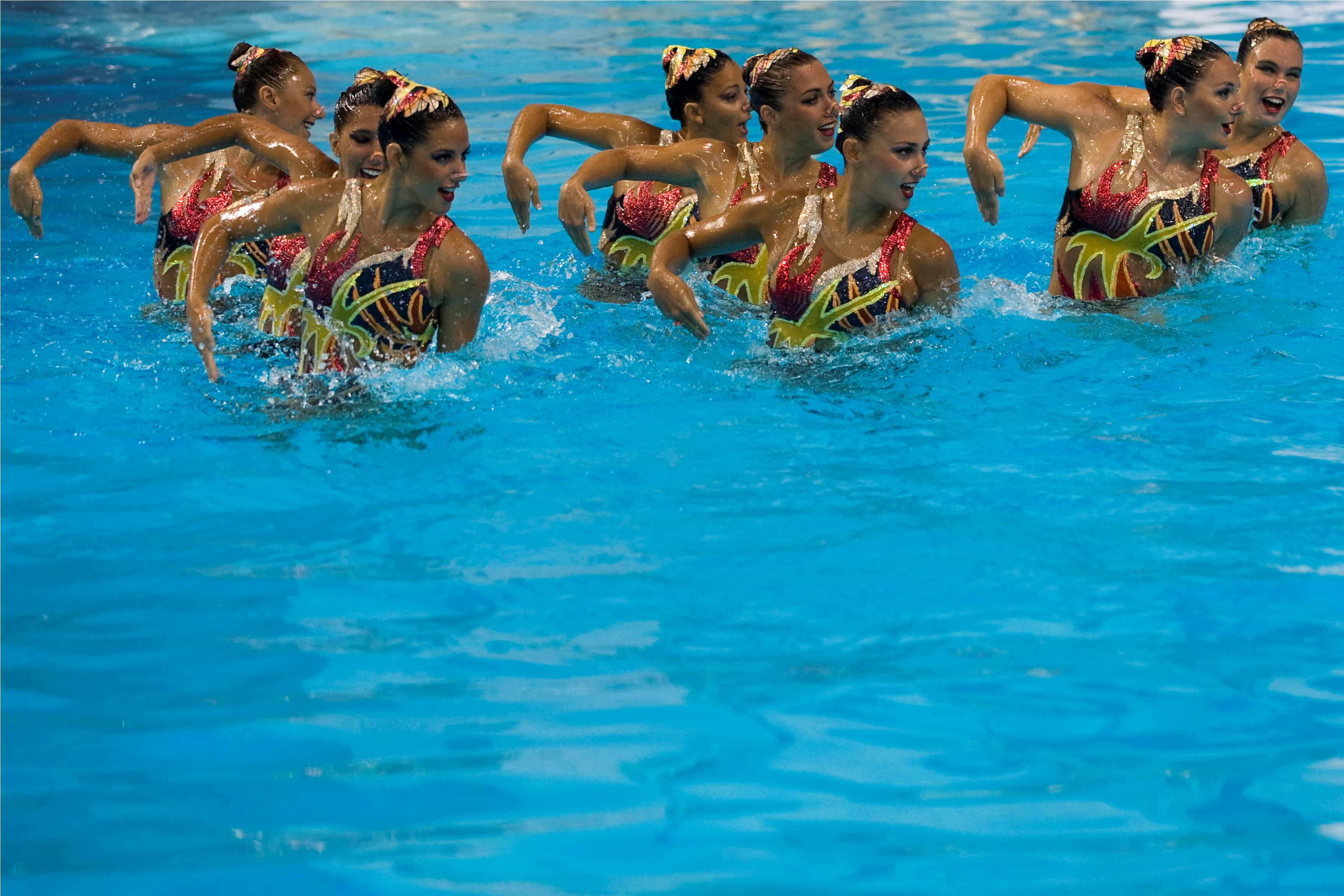 Dubai's 'dancing in water' champs - Sports - Other - Emirates24|7