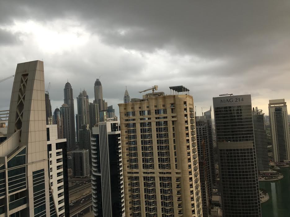 Readers' Images: It's raining across UAE - News - Emirates - Emirates24|7
