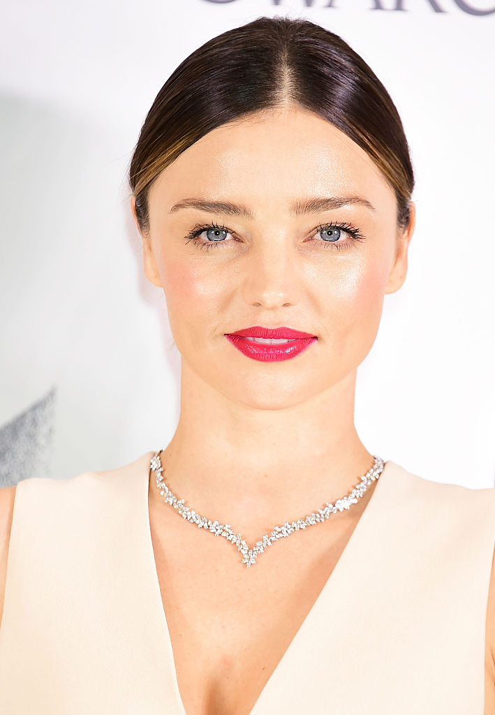 Miranda Kerr flows from mini to gown - Entertainment - Emirates24|7