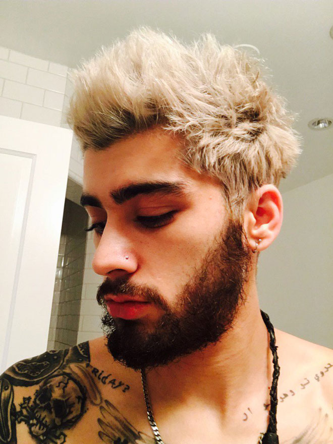 Zayn's solo debut post-One Direction tops charts - Entertainment ...