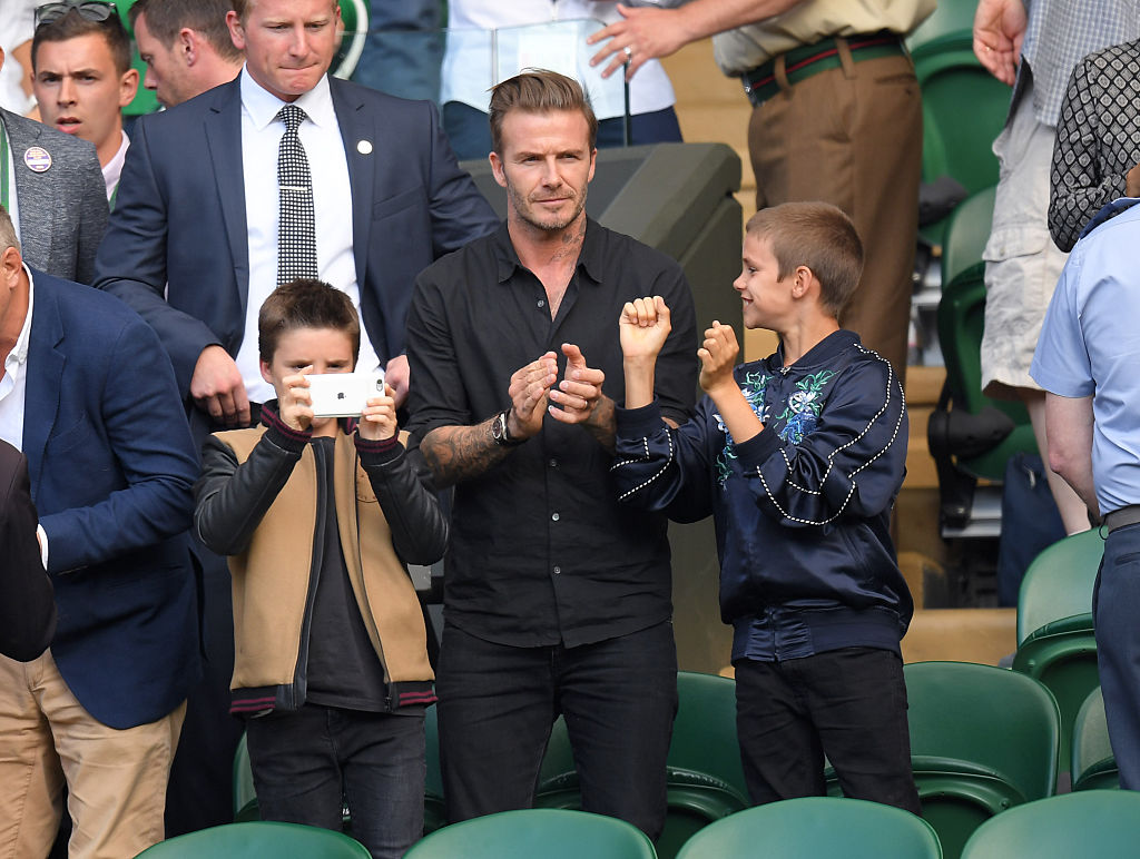 David Beckham, Romeo, 13, and Cruz, 11, cheer for Andy Murray ...