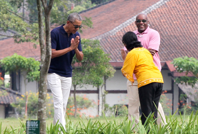 Obama makes nostalgic trip to his Indonesia childhood city - News ...